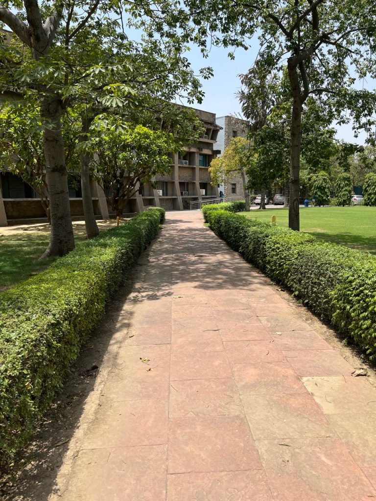Campus tour – DFS
